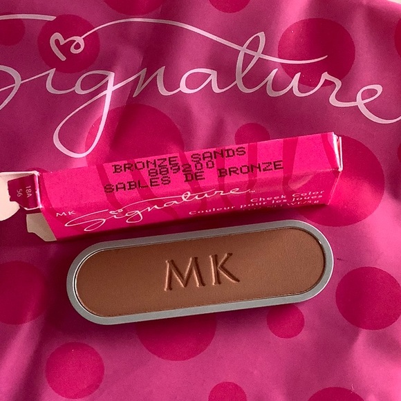 Mary Kay | Makeup | New Mary Kay Signature Series Bronze Sands Cheek ...